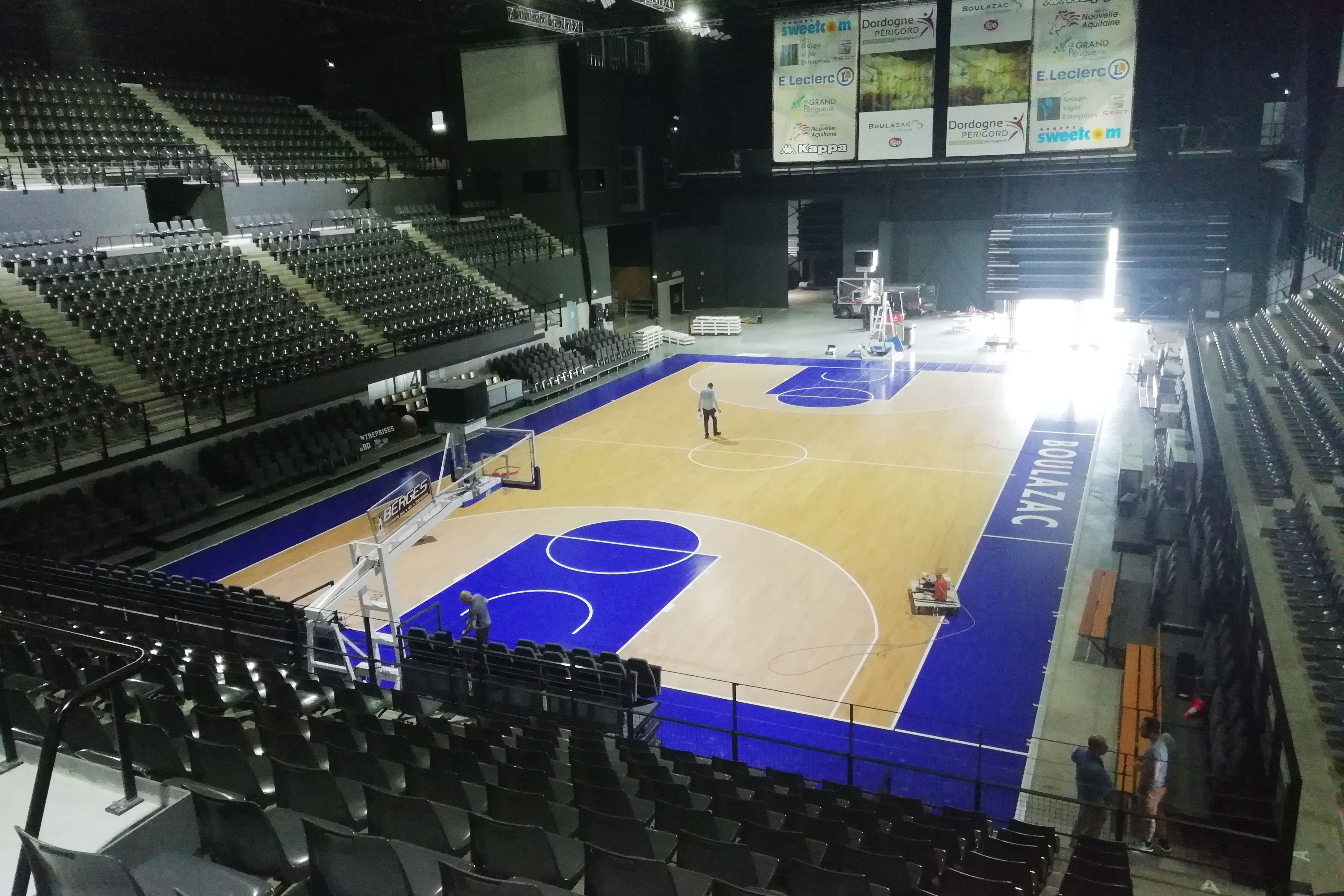 NOUVEAU PARQUET POUR LE BBD ! - Boulazac Basketball